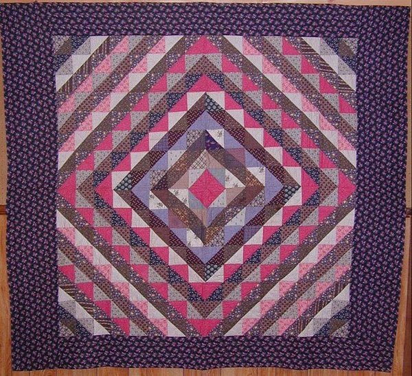 Triangle Barnraising Quilt | Circa 1890 | Pennsylvania